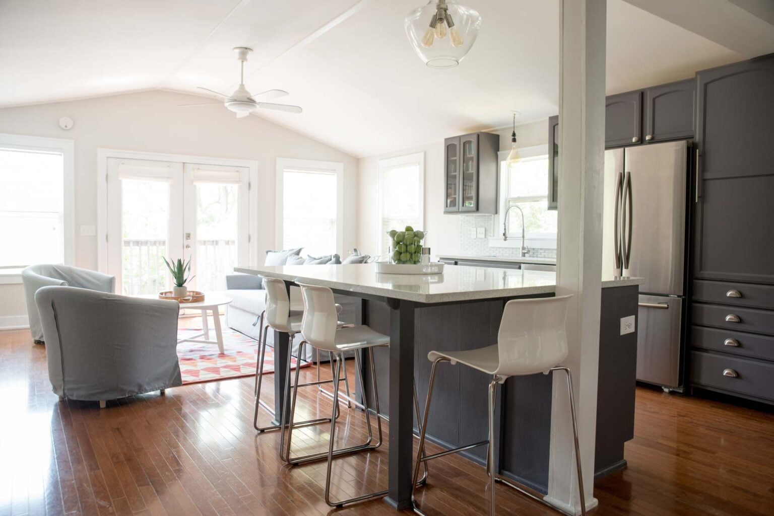 Benjamin Moore Light Pewter 1464: ULTIMATE Review + Pics