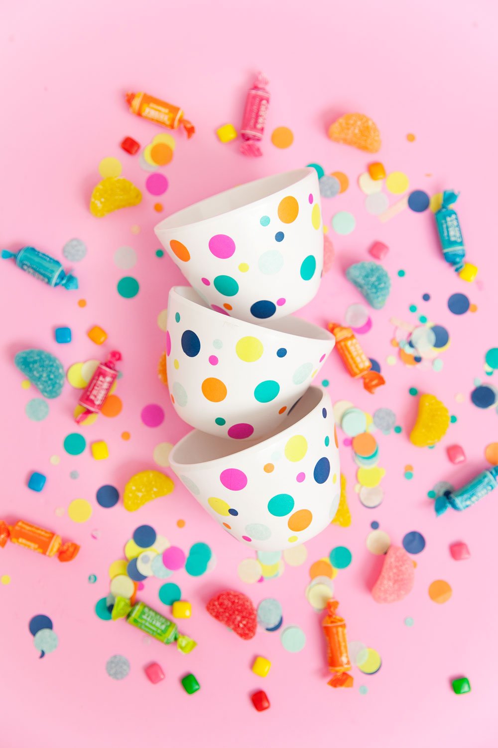 20 FUN & COLORFUL DIY Confetti Ideas! - The Heathered Nest
