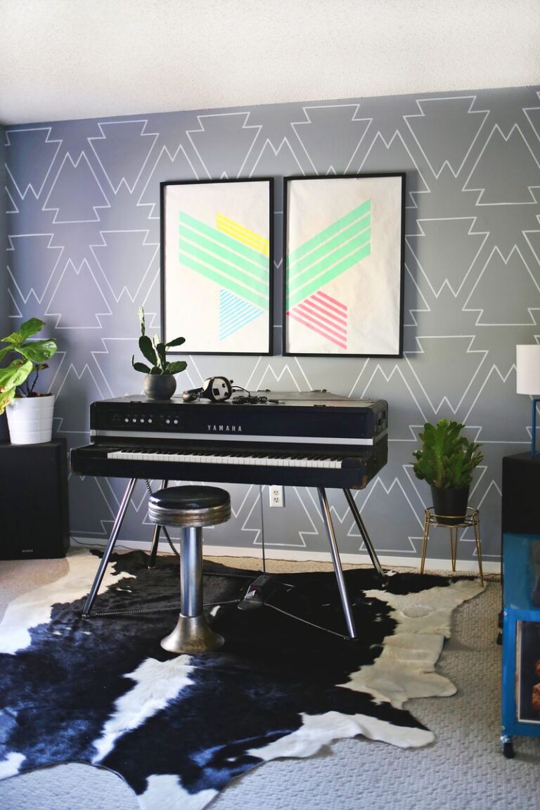 20 INSPIRING Geometric Accent Wall Ideas For Your Home!