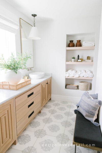 Benjamin Moore Paper White OC-55: ULTIMATE Review + Pictures