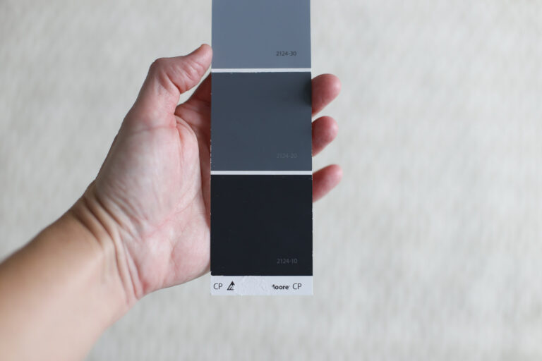 Benjamin Moore Wrought Iron 2124-10: BEST Review + Pictures!