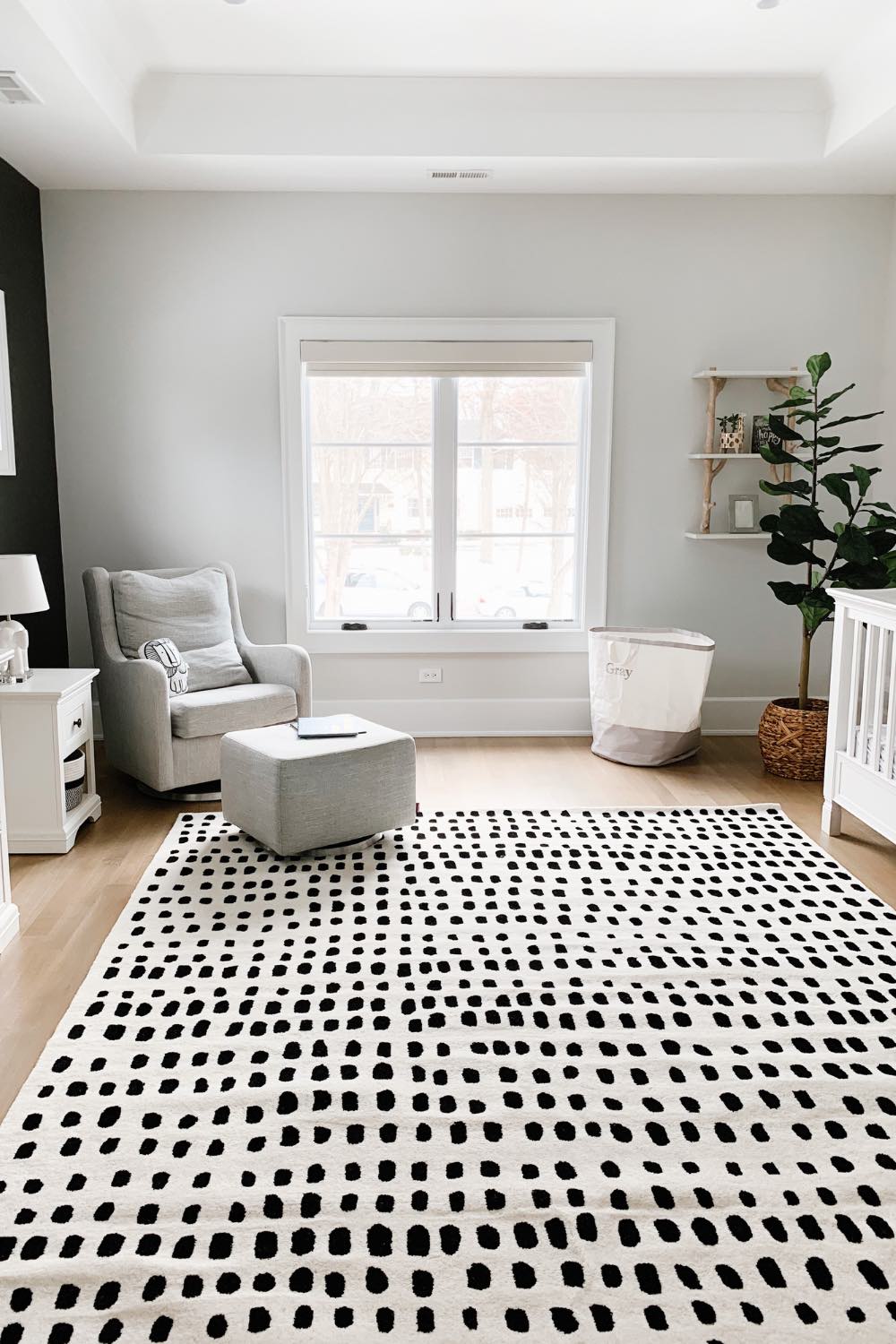 Benjamin Moore Paper White OC-55: ULTIMATE Review + Pictures