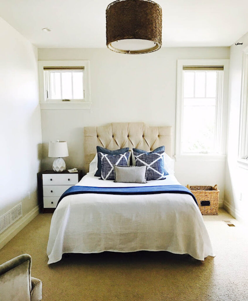 Benjamin Moore Wind's Breath (#OC-24): ULTIMATE Review + Pictures