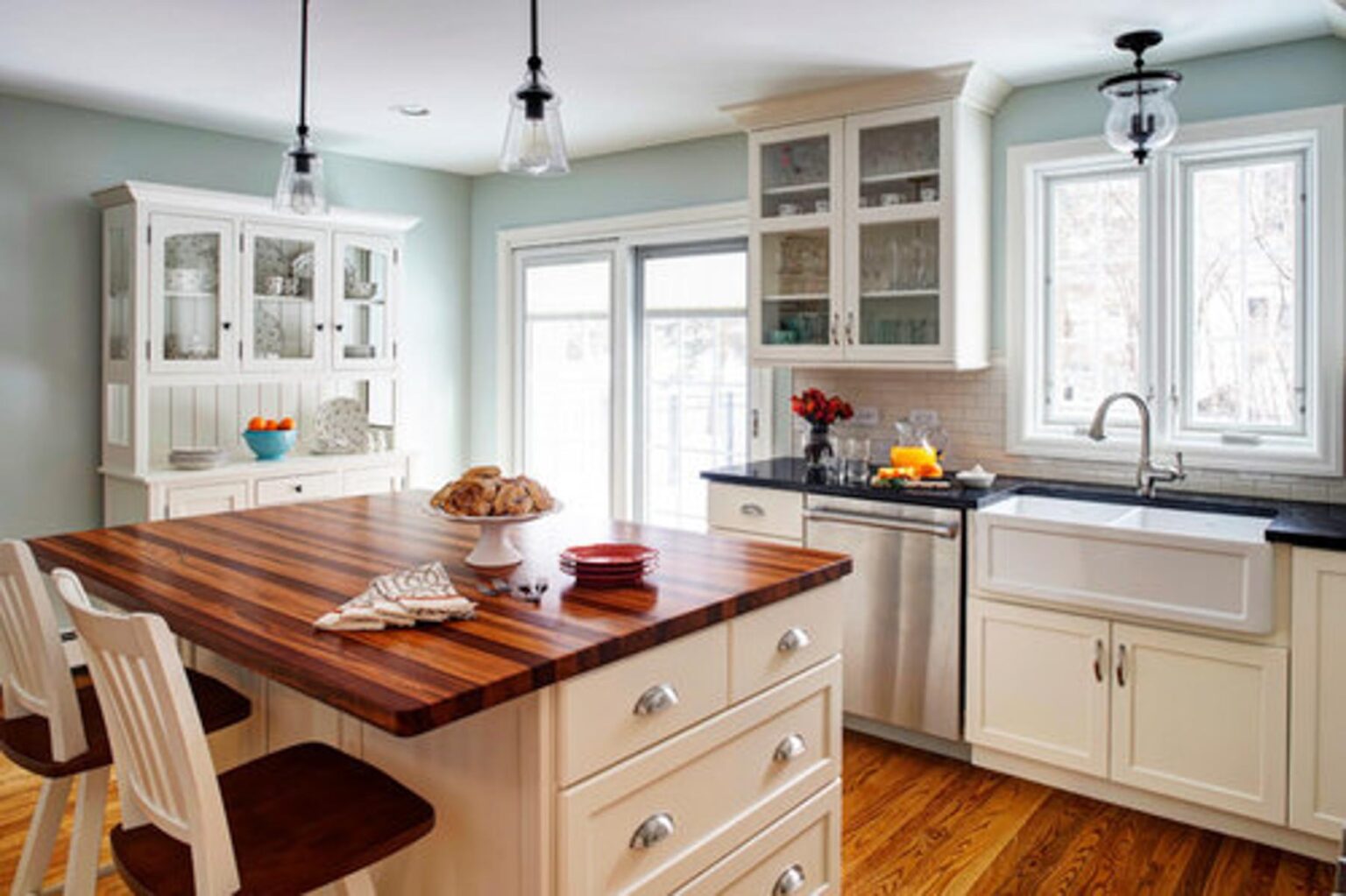 Sherwin Williams Sea Salt (SW 6204): ULTIMATE Review + Pics!