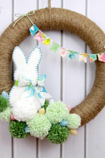 45 Beautiful Spring Easter Wreath Ideas To Buy or DIY!