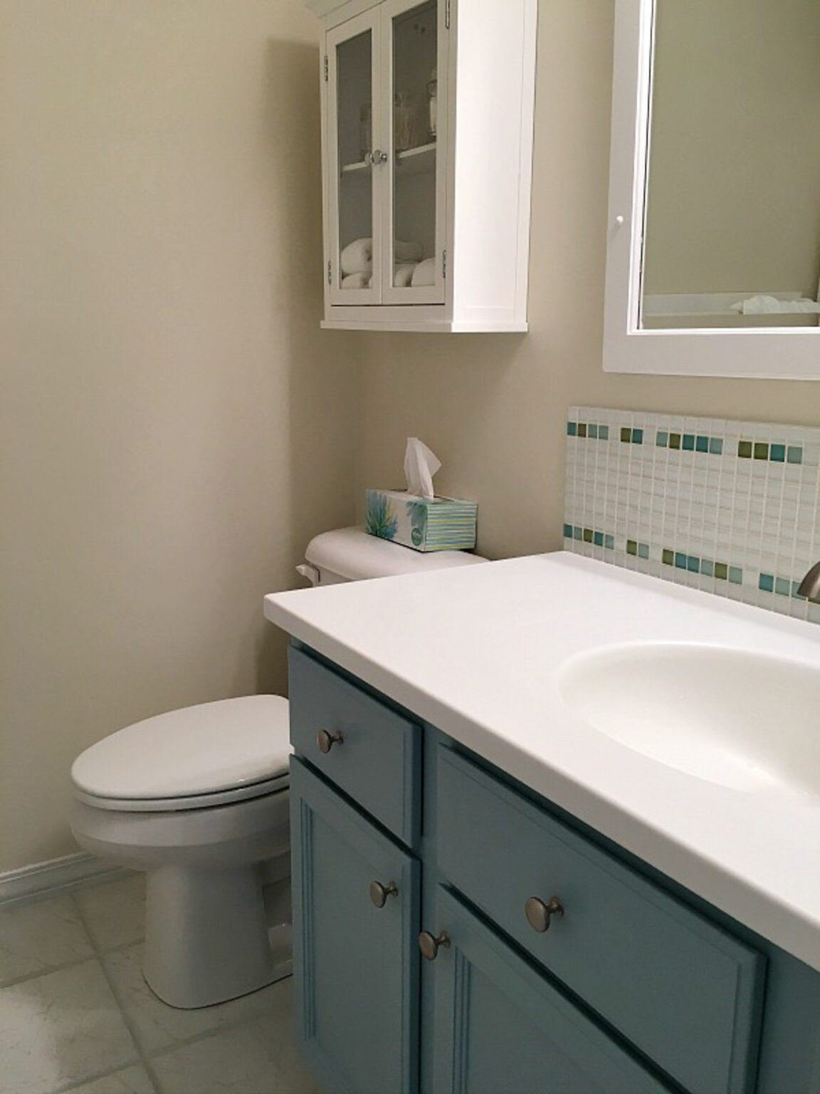 Benjamin Moore Ballet White (#OC-9): ULTIMATE Review + Pictures