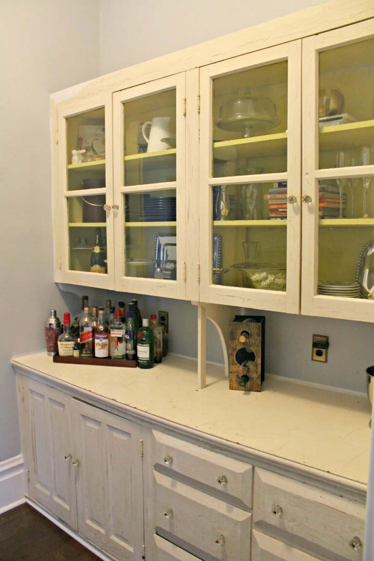 Sherwin Williams Lazy Gray (#SW 6254): ULTIMATE Review + Pictures