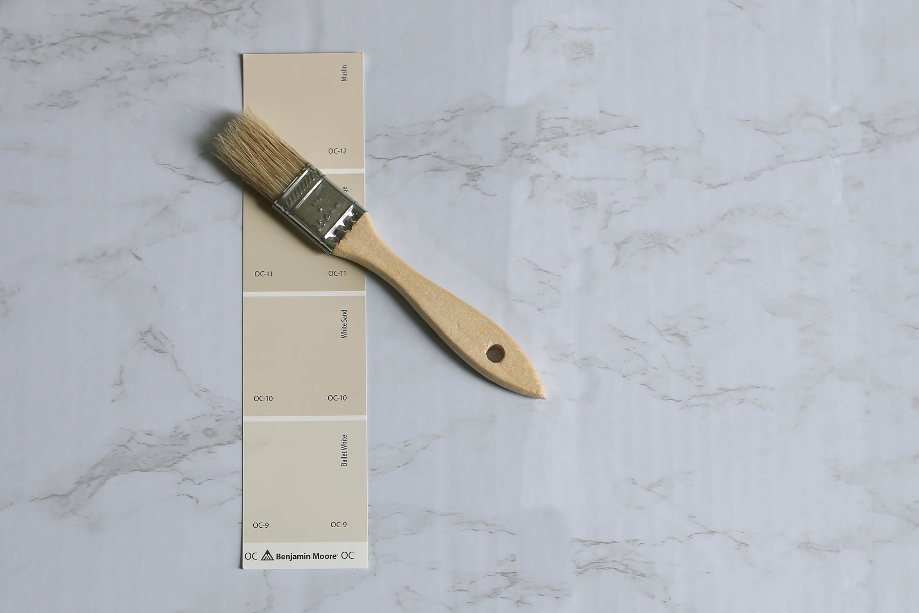 Benjamin Moore Ballet White (#OC-9): ULTIMATE Review + Pictures