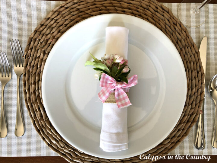 25 DIY Napkin Rings - The Heathered Nest