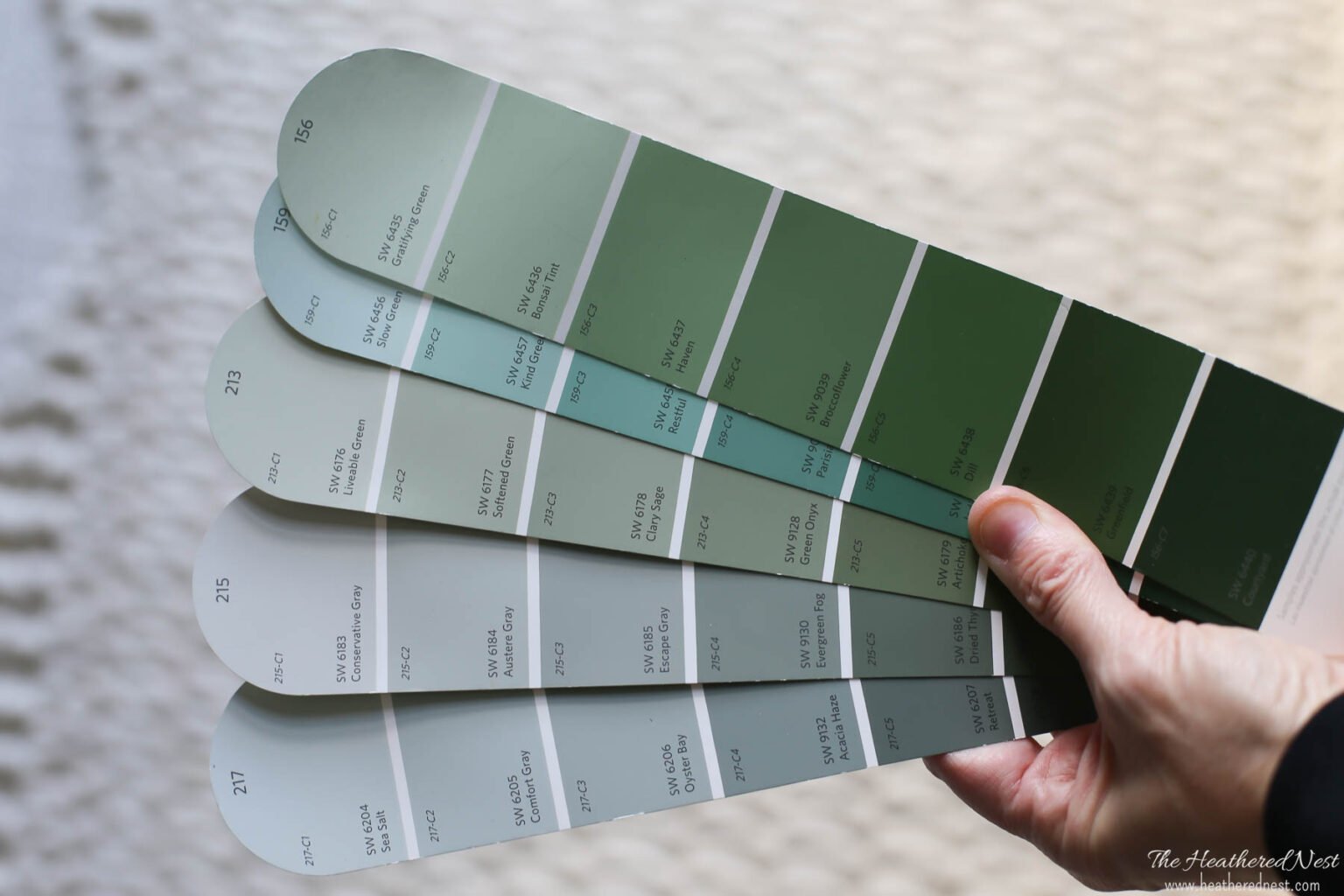 15 Green Paint Colors To Make Your Home A Tranquil, Nature-Inspired ...