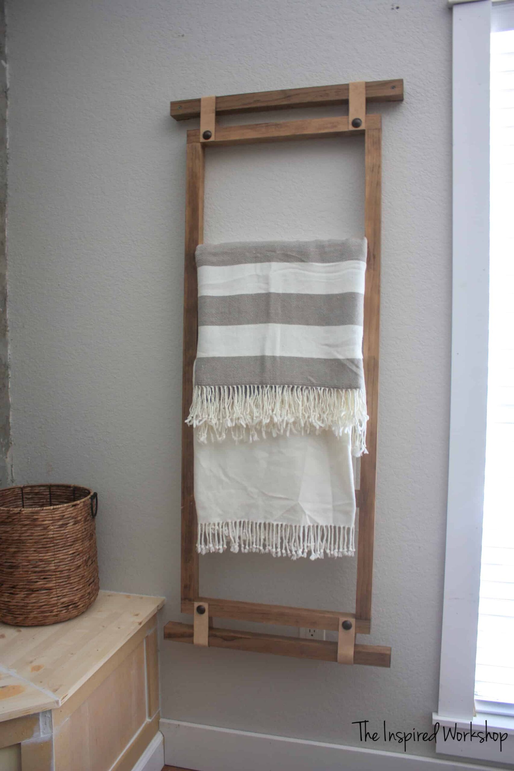 19 Best Blanket Storage Ideas For a Cozy & Tidy Home