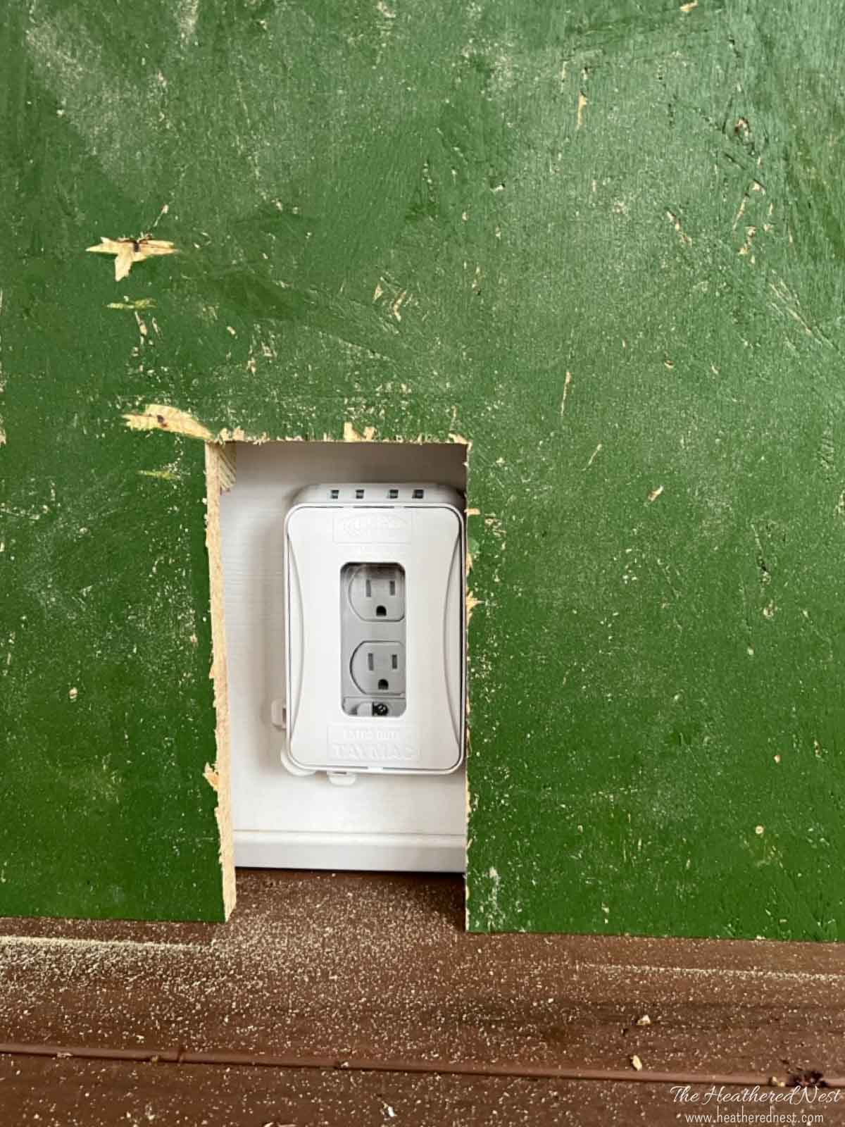 How To Make A Faux DIY Boxwood Wall in 5 Easy Steps