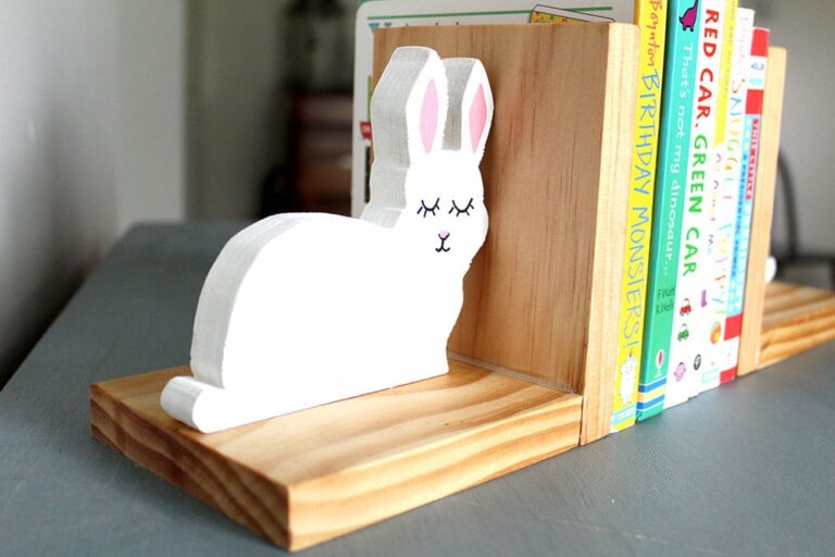 19 Easy DIY Bookends To Display Your Favorite Books
