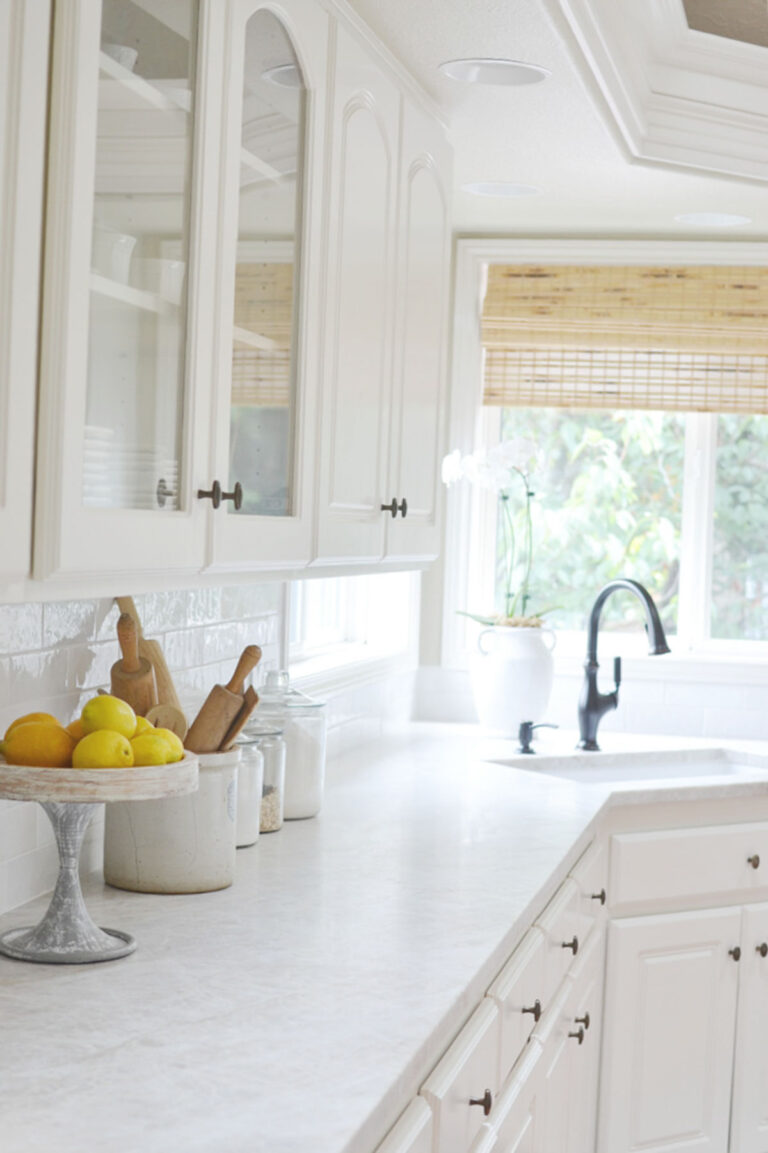 Quartz vs Quartzite Countertops: All You Need To Know